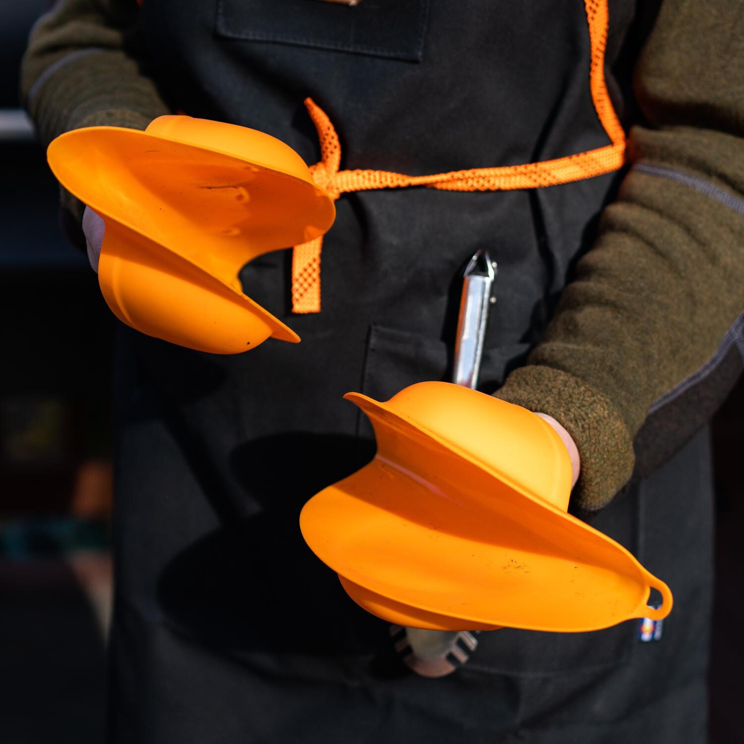Drip EZ Silicone BBQ Grill Mitts - GM-1 : BBQGuys
