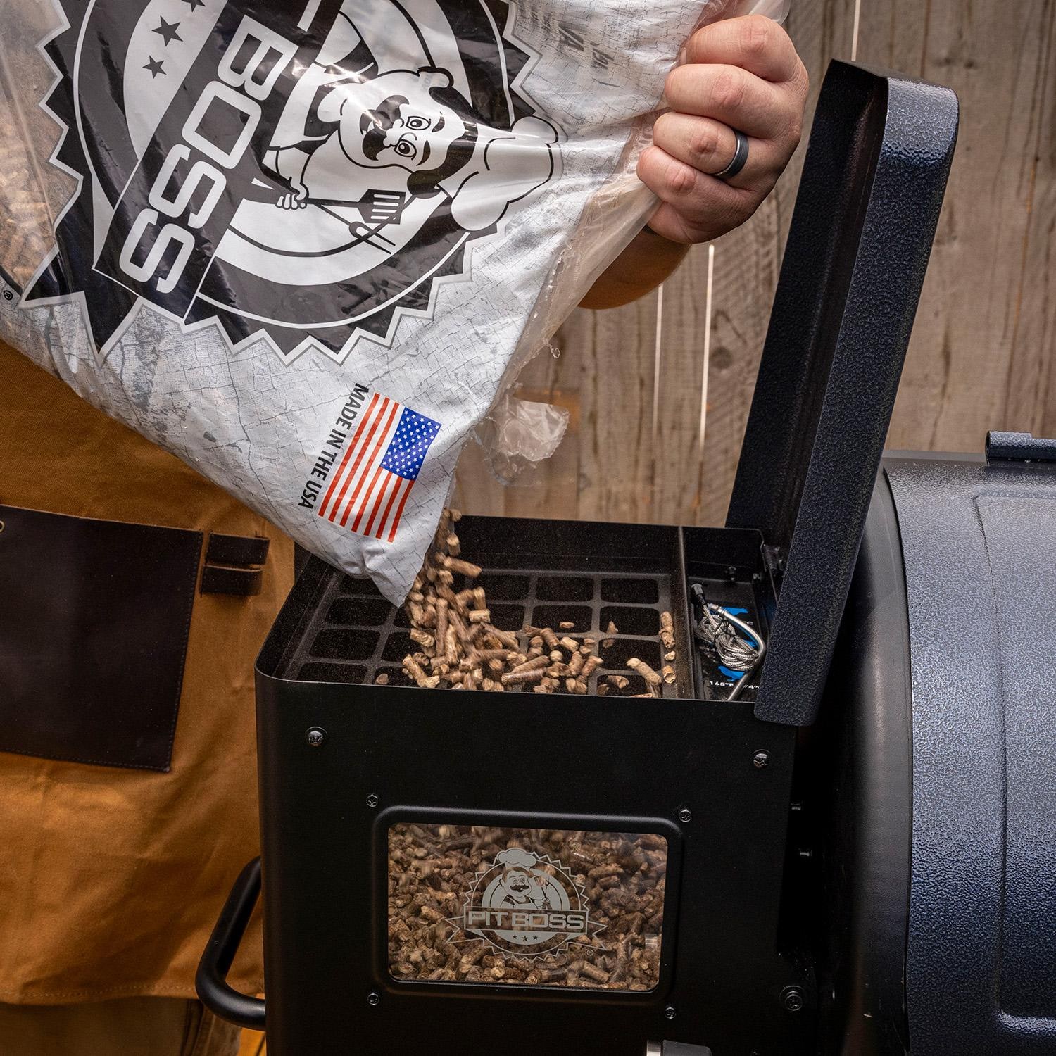 Pit Boss Navigator 850 Connected Pellet Grill - 11111 : BBQGuys
