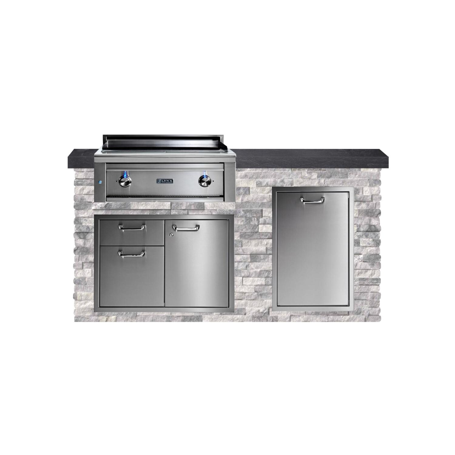 BBQGuys Signature 6ft Luxury Outdoor Kitchen w/ Lynx Professional 30 ...