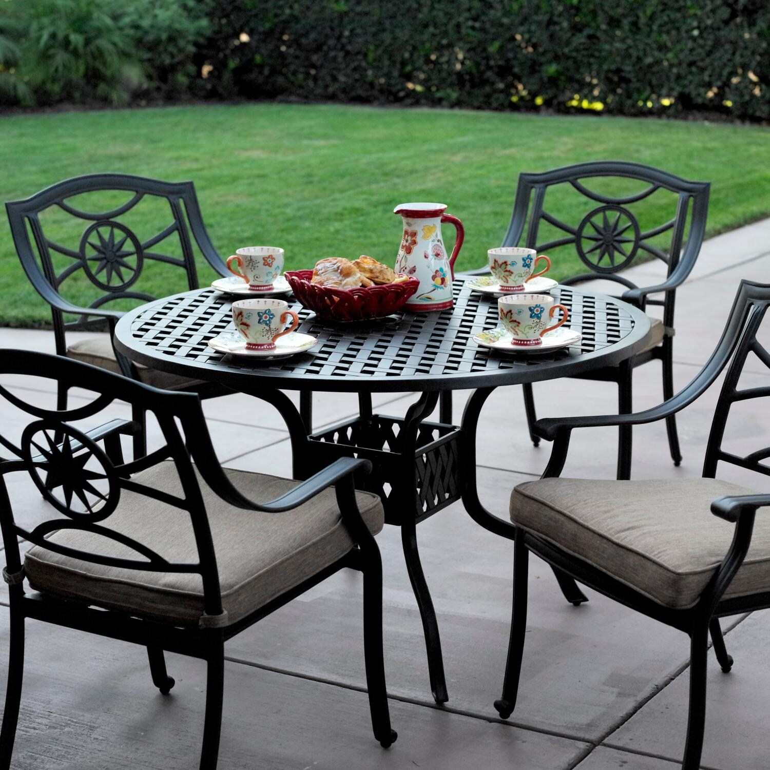 Darlee Ten Star 5 Piece Cast Aluminum Patio Dining Set With Round Table ...