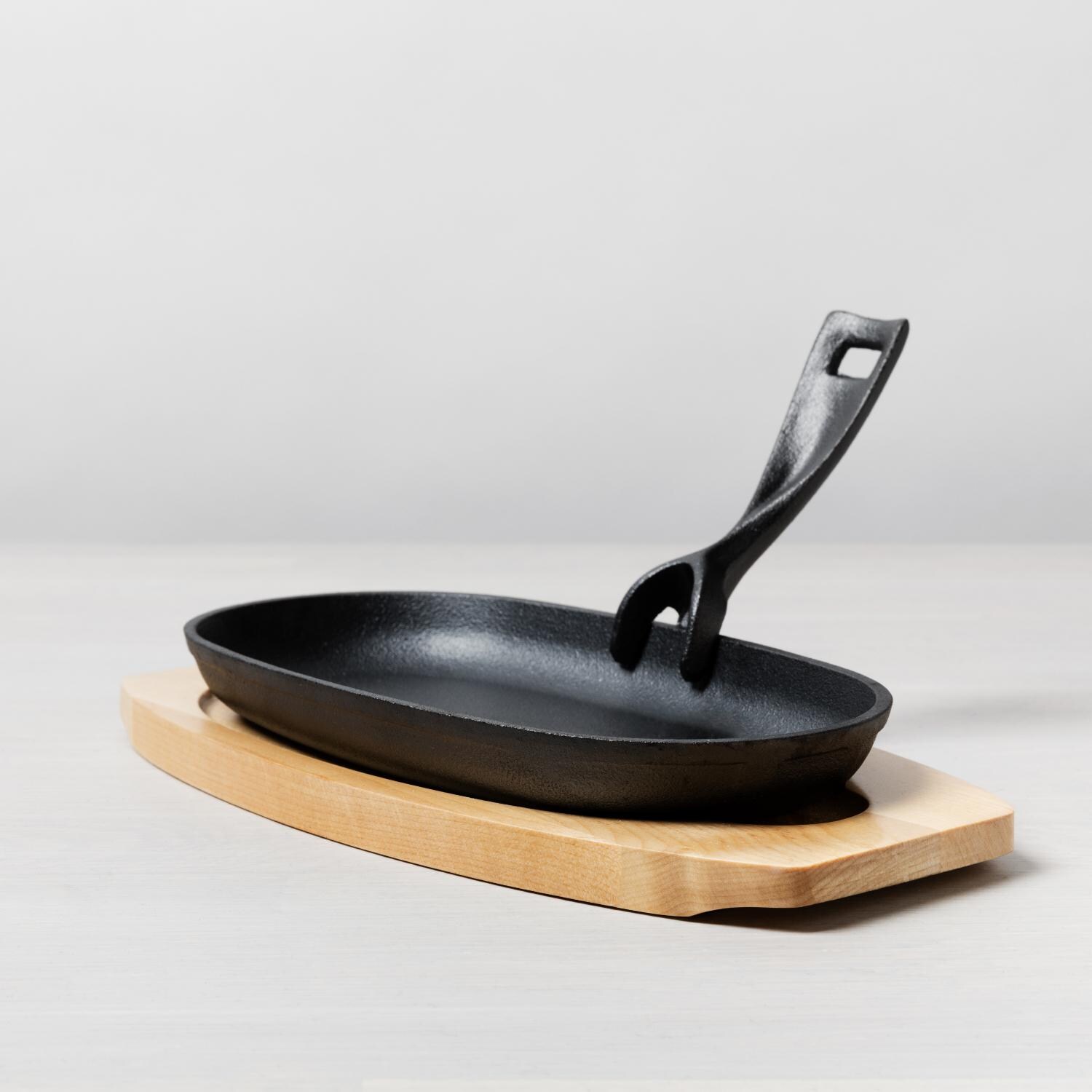 Ooni 9-Inch Cast Iron Sizzler Pan : BBQGuys