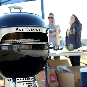 KettlePizza Deluxe Pizza Oven Kit For 22-Inch Charcoal Kettle Grills ...