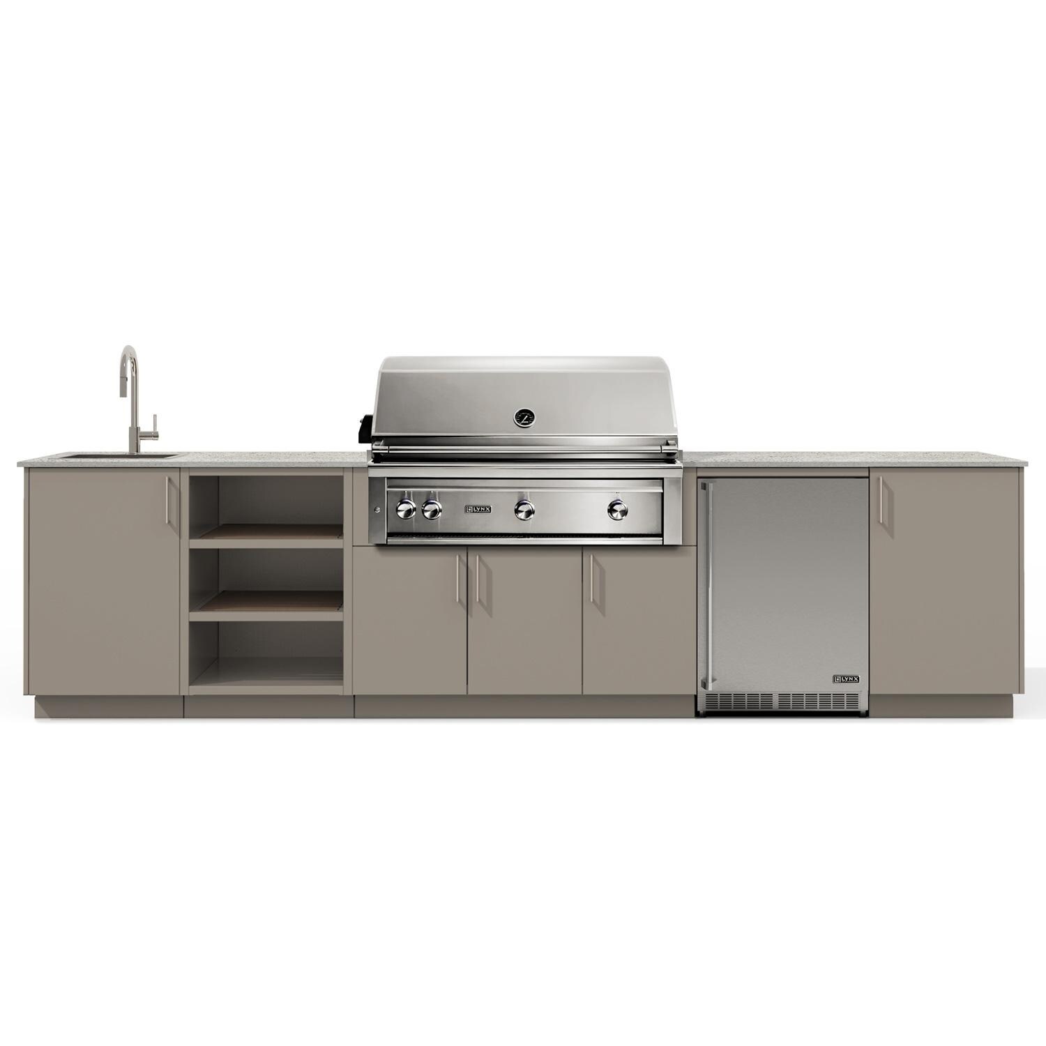 Urban Bonfire Eclipse 42 Outdoor Kitchen w/ Lynx Propane Grill, Sink ...