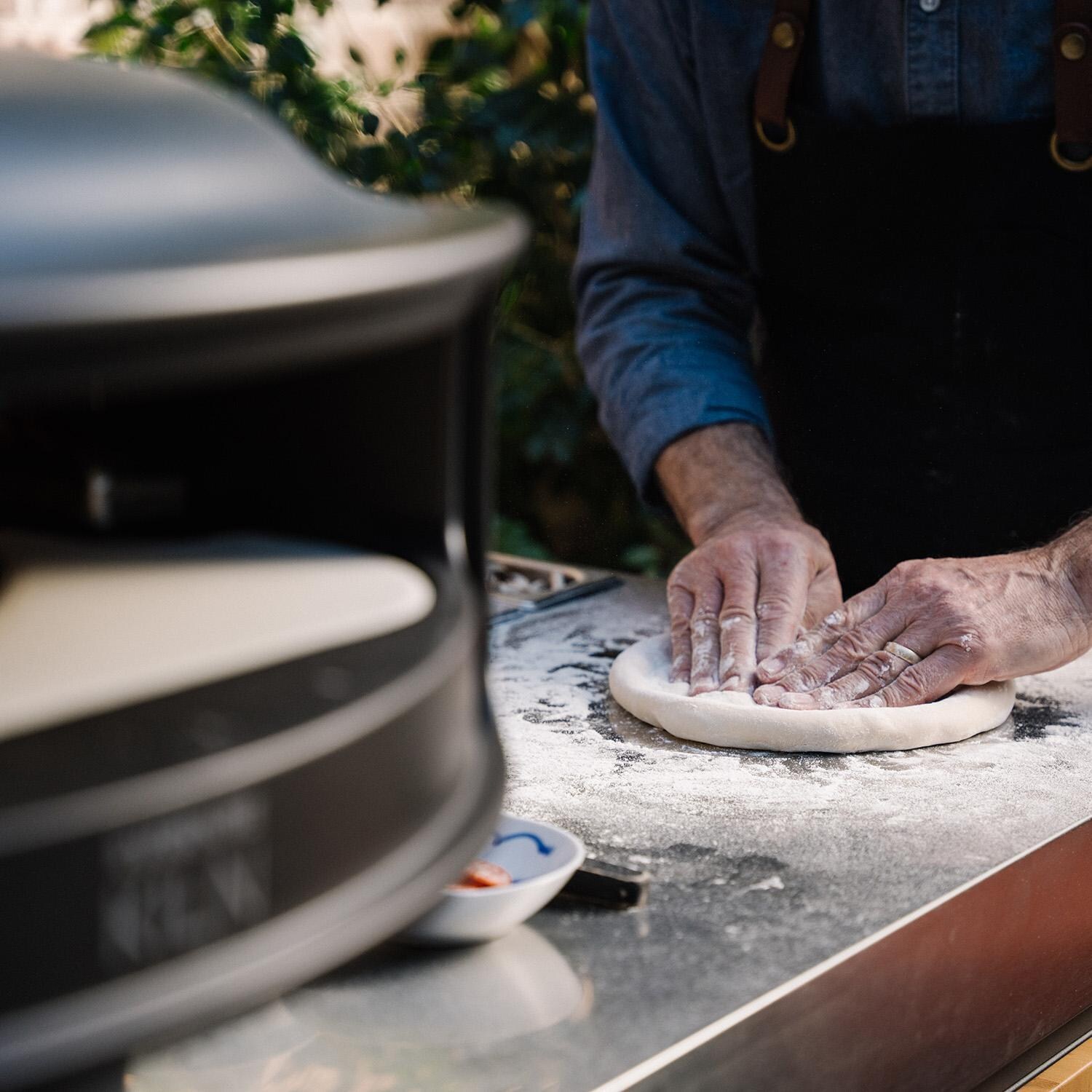 Everdure Kiln 2 Burner Pizza Oven (Graphite) - EKILN2GUS : BBQGuys