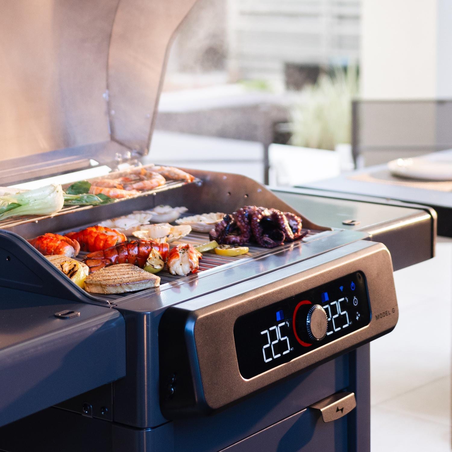 Current Model G Dual Zone Electric Grill W/ Cabinet in Black ...