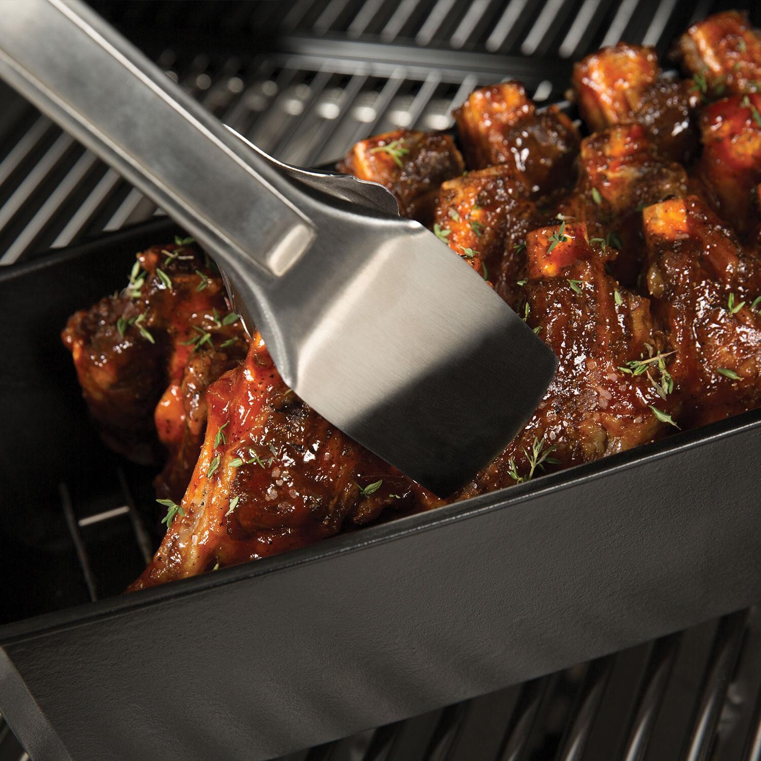 Broil King Cast Iron Rib Roaster - 69615 : BBQGuys