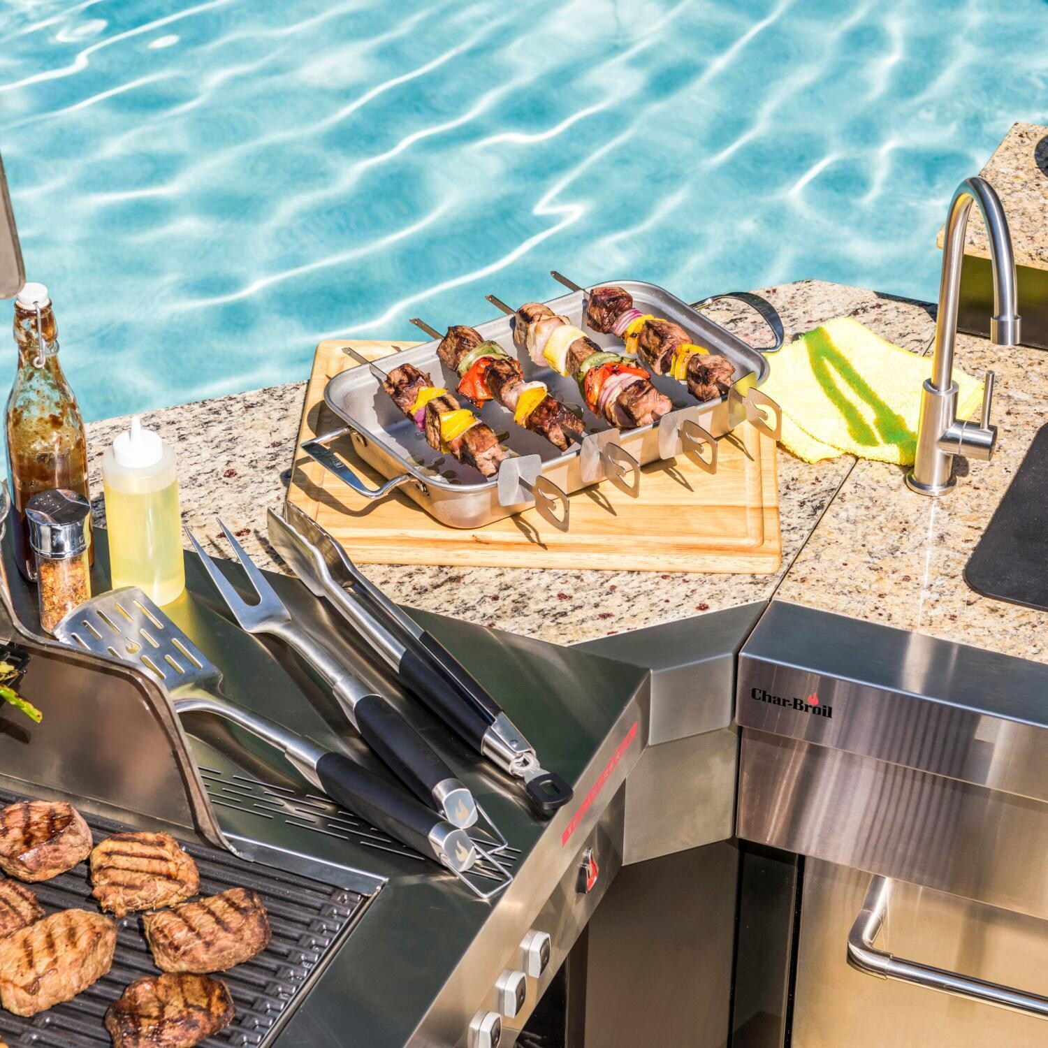 Charbroil Medallion Series 7-Piece Modular Outdoor Kitchen L-Shaped ...