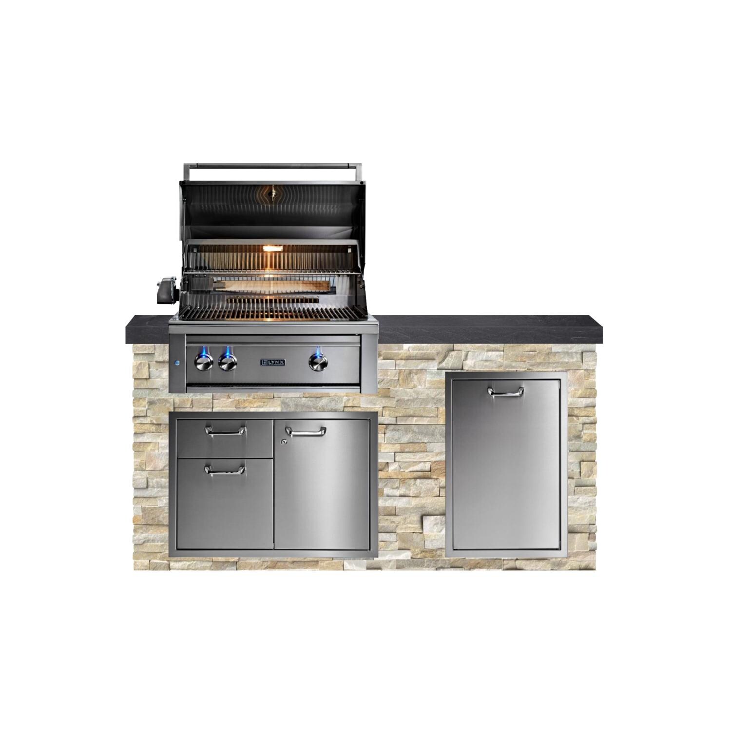 BBQGuys Signature 6ft Luxury Outdoor Kitchen w/ Lynx Professional 30 ...