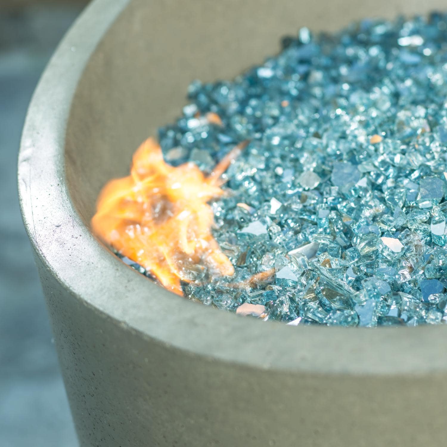 Eclipse 23 Inch Round GFRC Propane Fire Urn in Smoke by American Fyre ...