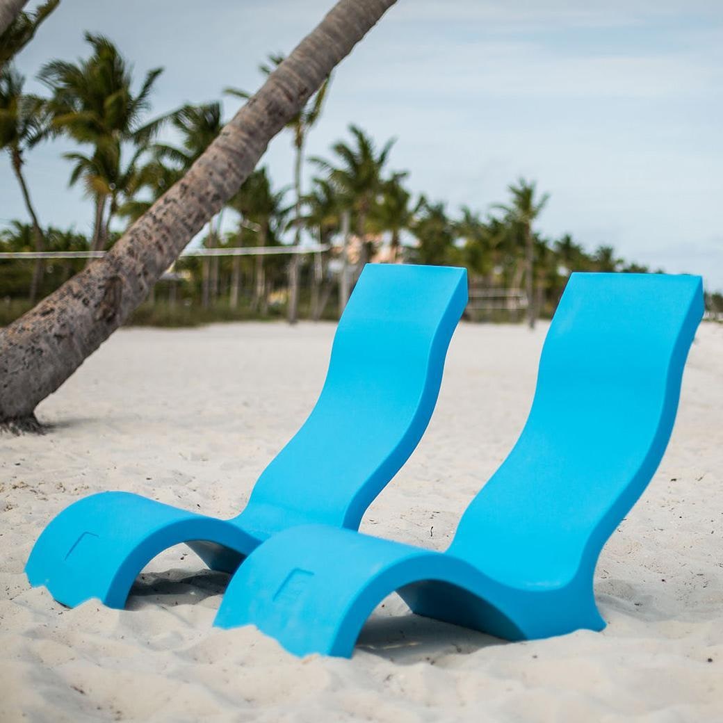 Signature Polyresin In Pool Chair in Light Blue by Ledge Lounger : BBQGuys