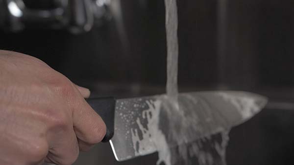 Kitchen Knife Care, Cleaning & Storage | Grillabilities : BBQGuys